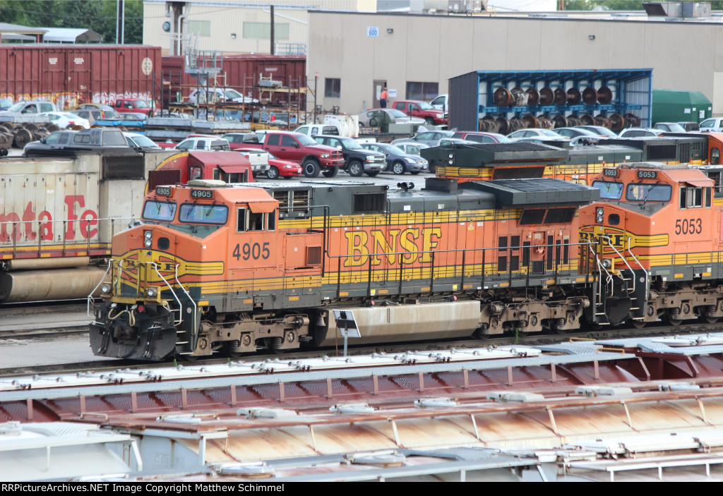 BNSF 4905